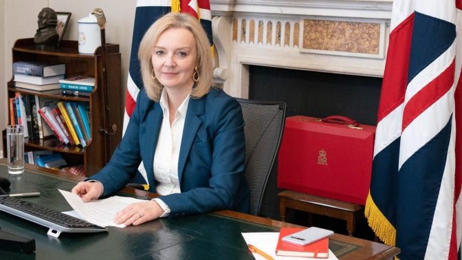 Meet Britain’s new conservative Prime Minister Liz Truss | WINTERY KNIGHT